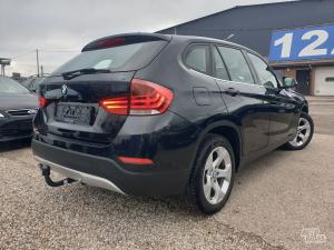 Black BMW X1 2013 in Kaunas, with an engine capacity of 2.00 L and mileage of 190 thousand km for 8250 €, photo 7 on AUTOMOTO.COM.LV