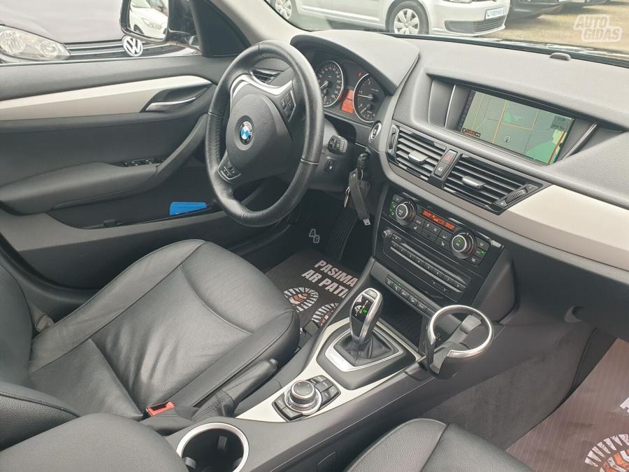 Black BMW X1 2013 in Kaunas, with an engine capacity of 2.00 L and mileage of 190 thousand km for 8250 €, photo 11 on AUTOMOTO.COM.LV