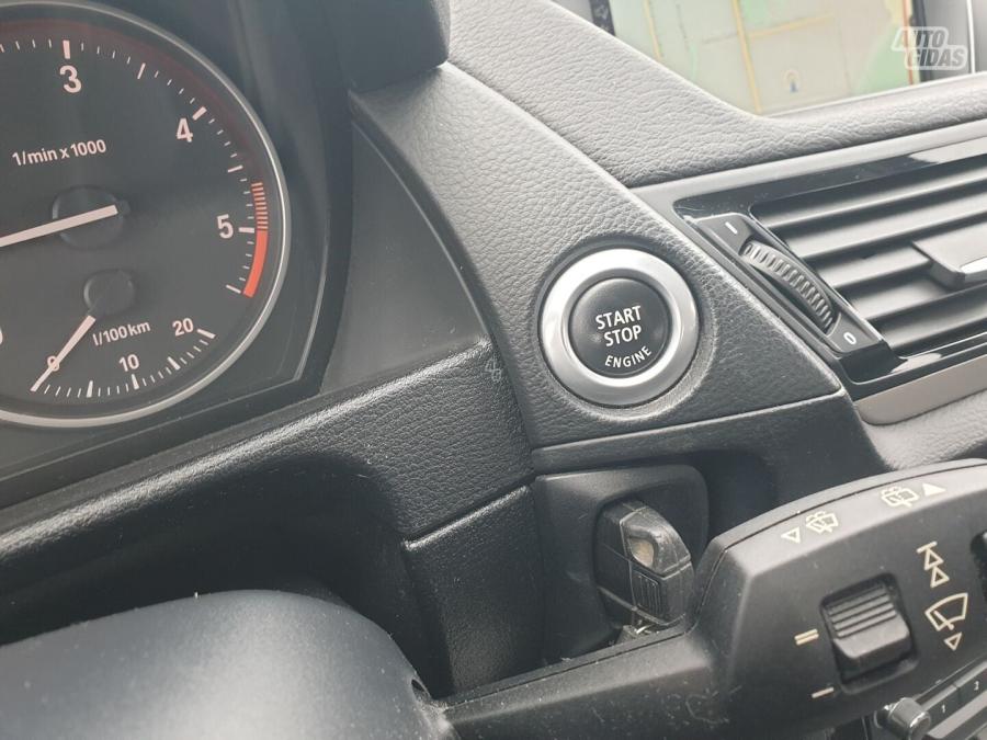 Black BMW X1 2013 in Kaunas, with an engine capacity of 2.00 L and mileage of 190 thousand km for 8250 €, photo 18 on AUTOMOTO.COM.LV