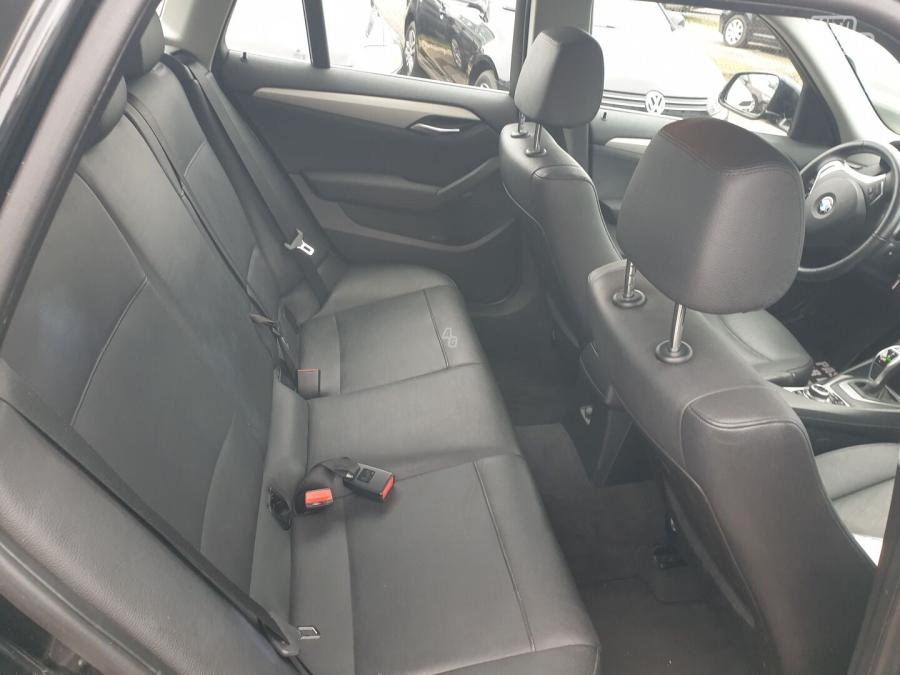 Black BMW X1 2013 in Kaunas, with an engine capacity of 2.00 L and mileage of 190 thousand km for 8250 €, photo 21 on AUTOMOTO.COM.LV