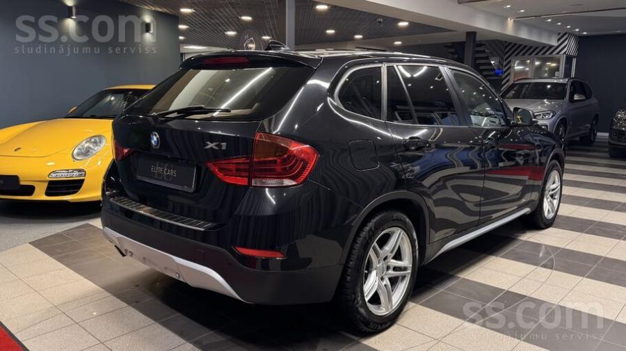 Melns BMW X1 2014 Rīga, ar dzinēja tilpumu 2.00 L un nobraukumu 269 tūkst. km par 10990 €, foto 5 vietnē AUTOMOTO.COM.LV