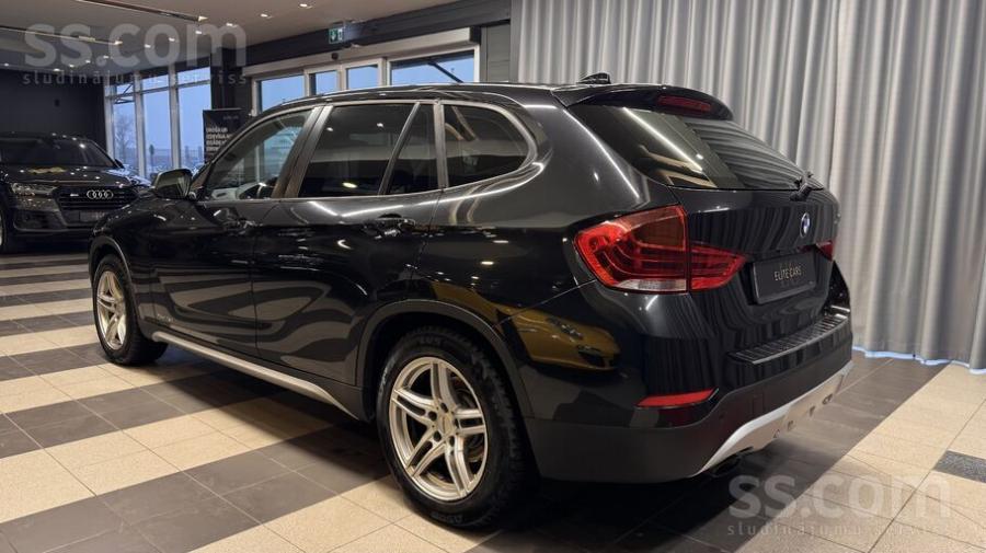 Melns BMW X1 2014 Rīga, ar dzinēja tilpumu 2.00 L un nobraukumu 269 tūkst. km par 10990 €, foto 6 vietnē AUTOMOTO.COM.LV