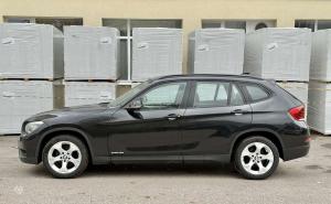 Black BMW X1 2014 in Kedainiai, with an engine capacity of 2.00 L and mileage of 145 thousand km for 8300 €, photo 7 on AUTOMOTO.COM.LV