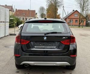 Black BMW X1 2014 in Kedainiai, with an engine capacity of 2.00 L and mileage of 145 thousand km for 8300 €, photo 14 on AUTOMOTO.COM.LV