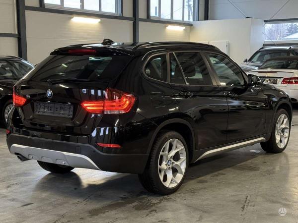 Melns BMW X1 2014 Marijampole, ar dzinēja tilpumu 2.00 L un nobraukumu 266 tūkst. km par 8999 €, foto 7 vietnē AUTOMOTO.COM.LV