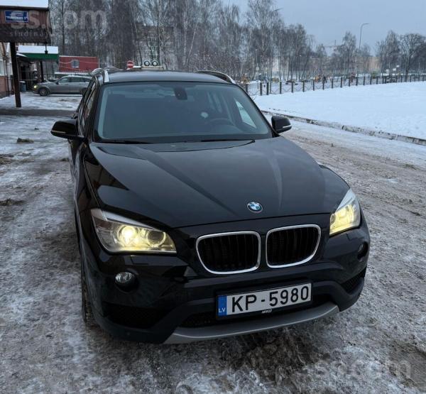 Melns BMW X1 2014 Rīga, ar dzinēja tilpumu 2.00 L un nobraukumu 187 tūkst. km par 10000 €, foto 9 vietnē AUTOMOTO.COM.LV