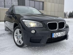 Black BMW X1 2014 in Riga, with an engine capacity of 2.00 L and mileage of 199 thousand km for 12690 €, photo 9 on AUTOMOTO.COM.LV