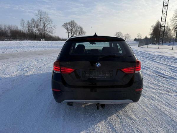 Black BMW X1 2014 in Marijampole, with an engine capacity of 2.00 L and mileage of 210 thousand km for 4850 €, photo 7 on AUTOMOTO.COM.LV