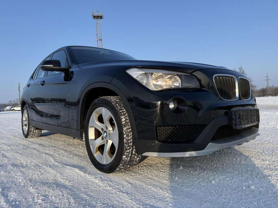Black BMW X1 2014 in Marijampole, with an engine capacity of 2.00 L and mileage of 210 thousand km for 4850 €, photo 10 on AUTOMOTO.COM.LV