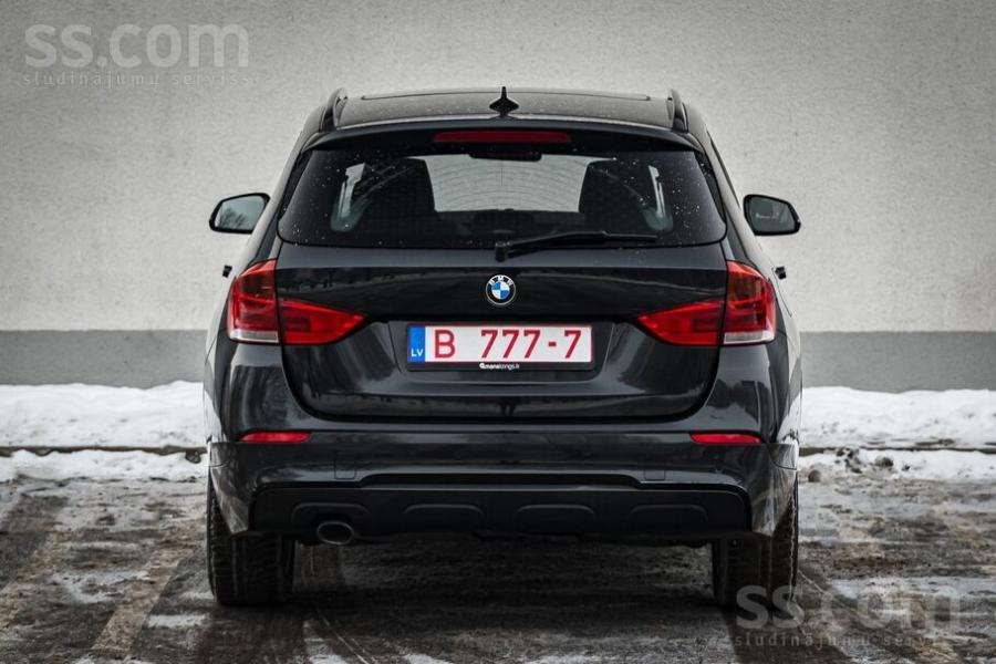 Black BMW X1 2014 in Riga, with an engine capacity of 2.00 L and mileage of 0 thousand km for 13750 €, photo 5 on AUTOMOTO.COM.LV