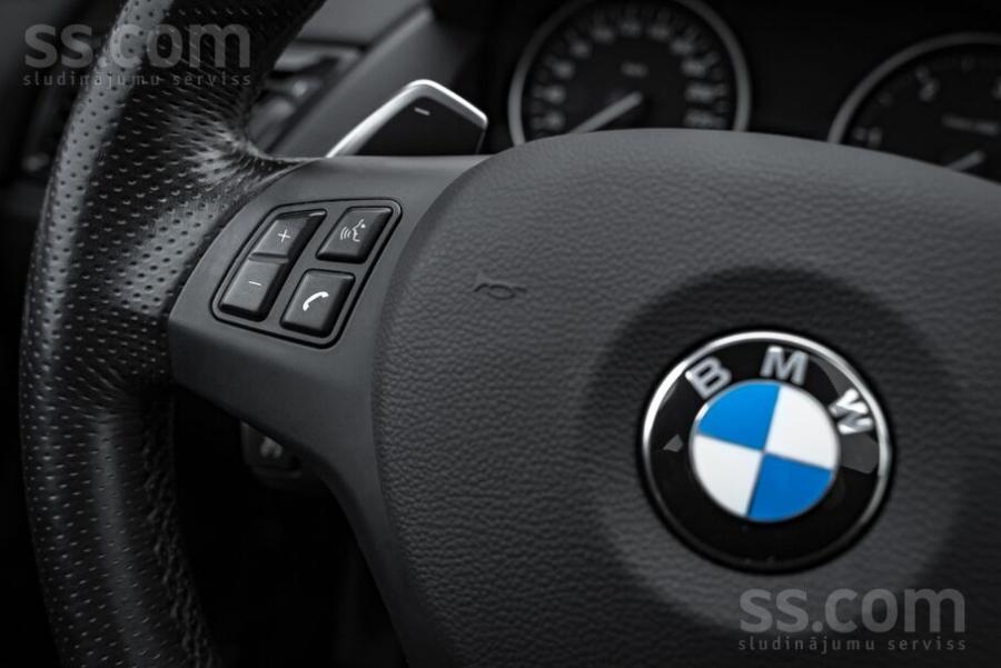 Black BMW X1 2014 in Riga, with an engine capacity of 2.00 L and mileage of 0 thousand km for 13750 €, photo 18 on AUTOMOTO.COM.LV