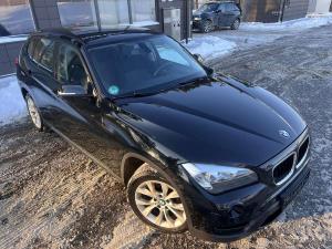 Melns BMW X1 2014 Utena, ar dzinēja tilpumu 2.00 L un nobraukumu 145 tūkst. km par 7200 €, foto  vietnē AUTOMOTO.COM.LV