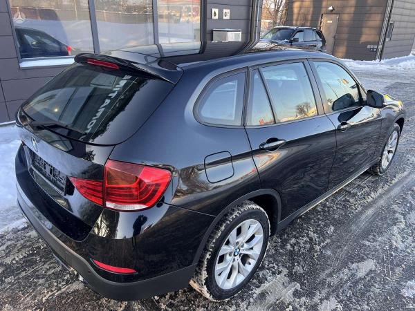 Melns BMW X1 2014 Utena, ar dzinēja tilpumu 2.00 L un nobraukumu 145 tūkst. km par 7200 €, foto 10 vietnē AUTOMOTO.COM.LV