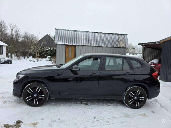 Black BMW X1 2014 in Marijampole, with an engine capacity of 2.00 L and mileage of 159 thousand km for 9700 €, photo 1 on AUTOMOTO.COM.LV
