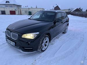 Black BMW X1 2014 in Taurage, with an engine capacity of 2.00 L and mileage of 239 thousand km for 6900 €, photo 3 on AUTOMOTO.COM.LV