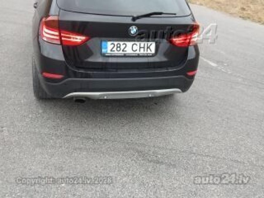 Melns BMW X1 2014 Tallina, ar dzinēja tilpumu 2.00 L un nobraukumu 251 tūkst. km par 7000 €, foto 8 vietnē AUTOMOTO.COM.LV