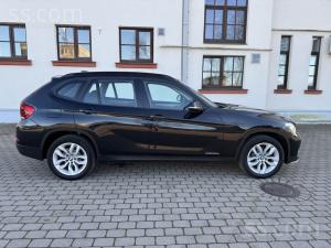 Melns BMW X1 2014 Jelgava, ar dzinēja tilpumu 2.00 L un nobraukumu 228 tūkst. km par 8400 €, foto 4 vietnē AUTOMOTO.COM.LV
