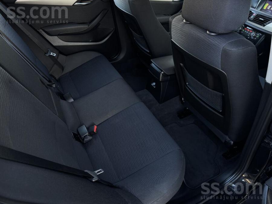 Melns BMW X1 2014 Jelgava, ar dzinēja tilpumu 2.00 L un nobraukumu 228 tūkst. km par 8400 €, foto 16 vietnē AUTOMOTO.COM.LV