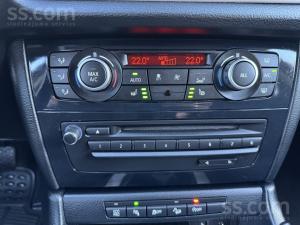 Melns BMW X1 2014 Jelgava, ar dzinēja tilpumu 2.00 L un nobraukumu 228 tūkst. km par 8400 €, foto 17 vietnē AUTOMOTO.COM.LV