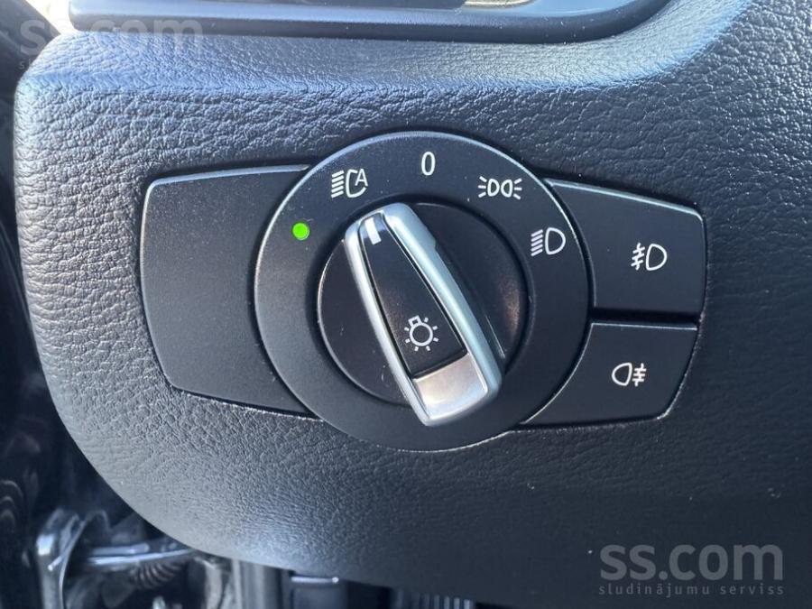Melns BMW X1 2014 Jelgava, ar dzinēja tilpumu 2.00 L un nobraukumu 228 tūkst. km par 8400 €, foto 20 vietnē AUTOMOTO.COM.LV