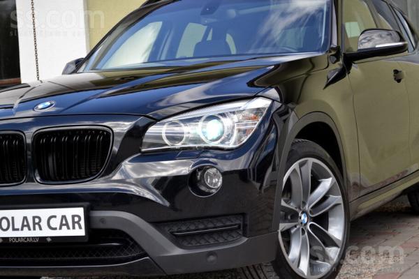 Black BMW X1 2014 in Tukums, with an engine capacity of 2.00 L and mileage of 194 thousand km for 11690 €, photo 5 on AUTOMOTO.COM.LV