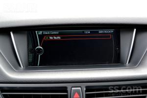 Melns BMW X1 2014 Tukums, ar dzinēja tilpumu 2.00 L un nobraukumu 194 tūkst. km par 11690 €, foto 17 vietnē AUTOMOTO.COM.LV