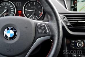 Melns BMW X1 2014 Tukums, ar dzinēja tilpumu 2.00 L un nobraukumu 194 tūkst. km par 11690 €, foto 21 vietnē AUTOMOTO.COM.LV