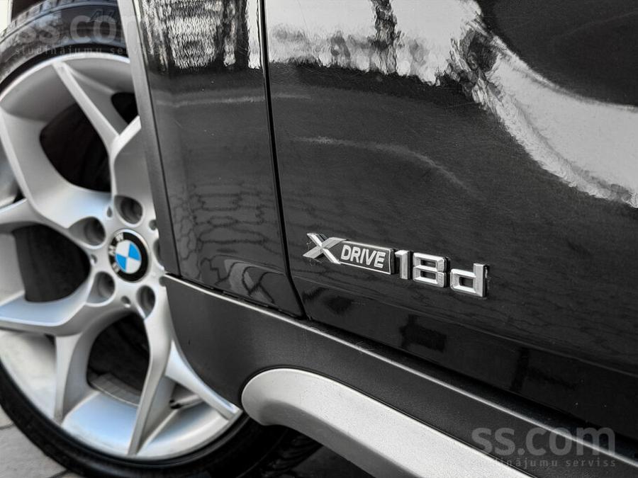 Melns BMW X1 2014 Rīga, ar dzinēja tilpumu 2.00 L un nobraukumu 0 tūkst. km par 9490 €, foto 13 vietnē AUTOMOTO.COM.LV