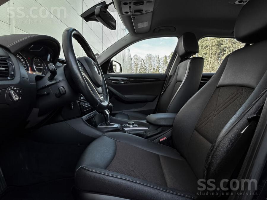 Melns BMW X1 2014 Rīga, ar dzinēja tilpumu 2.00 L un nobraukumu 0 tūkst. km par 9490 €, foto 15 vietnē AUTOMOTO.COM.LV