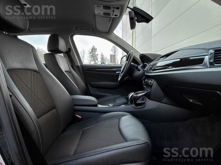 Melns BMW X1 2014 Rīga, ar dzinēja tilpumu 2.00 L un nobraukumu 0 tūkst. km par 9490 €, foto 17 vietnē AUTOMOTO.COM.LV