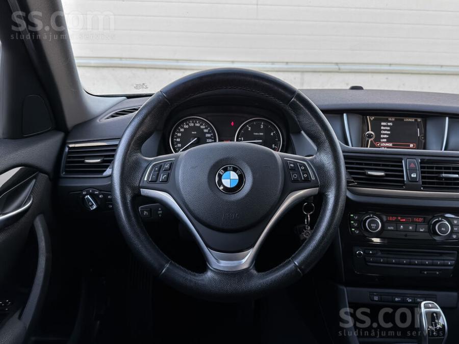 Melns BMW X1 2014 Rīga, ar dzinēja tilpumu 2.00 L un nobraukumu 0 tūkst. km par 9490 €, foto 20 vietnē AUTOMOTO.COM.LV