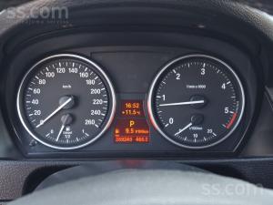 Black BMW X1 2014 in Riga, with an engine capacity of 2.00 L and mileage of 269 thousand km for 10700 €, photo 13 on AUTOMOTO.COM.LV