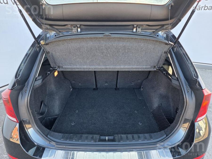Black BMW X1 2014 in Riga, with an engine capacity of 2.00 L and mileage of 269 thousand km for 10700 €, photo 21 on AUTOMOTO.COM.LV