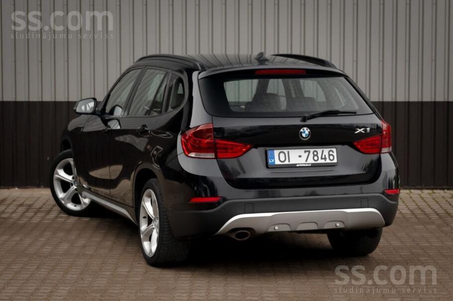 Melns BMW X1 2014 Talsi, ar dzinēja tilpumu 2.00 L un nobraukumu 255 tūkst. km par 10990 €, foto 5 vietnē AUTOMOTO.COM.LV