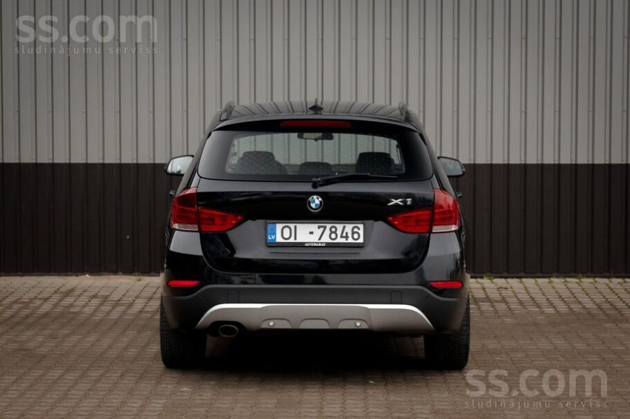 Melns BMW X1 2014 Talsi, ar dzinēja tilpumu 2.00 L un nobraukumu 255 tūkst. km par 10990 €, foto 6 vietnē AUTOMOTO.COM.LV