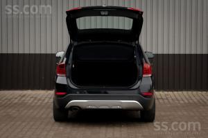 Melns BMW X1 2014 Talsi, ar dzinēja tilpumu 2.00 L un nobraukumu 255 tūkst. km par 10990 €, foto 7 vietnē AUTOMOTO.COM.LV