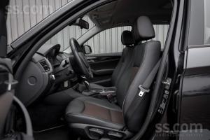 Melns BMW X1 2014 Talsi, ar dzinēja tilpumu 2.00 L un nobraukumu 255 tūkst. km par 10990 €, foto 10 vietnē AUTOMOTO.COM.LV