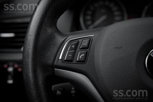 Melns BMW X1 2014 Talsi, ar dzinēja tilpumu 2.00 L un nobraukumu 255 tūkst. km par 10990 €, foto 18 vietnē AUTOMOTO.COM.LV