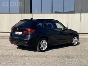 Black BMW X1 2014 in Riga, with an engine capacity of 2.00 L and mileage of 199 thousand km for 11190 €, photo 7 on AUTOMOTO.COM.LV