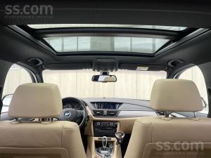 Black BMW X1 2014 in Riga, with an engine capacity of 2.00 L and mileage of 199 thousand km for 11190 €, photo 21 on AUTOMOTO.COM.LV