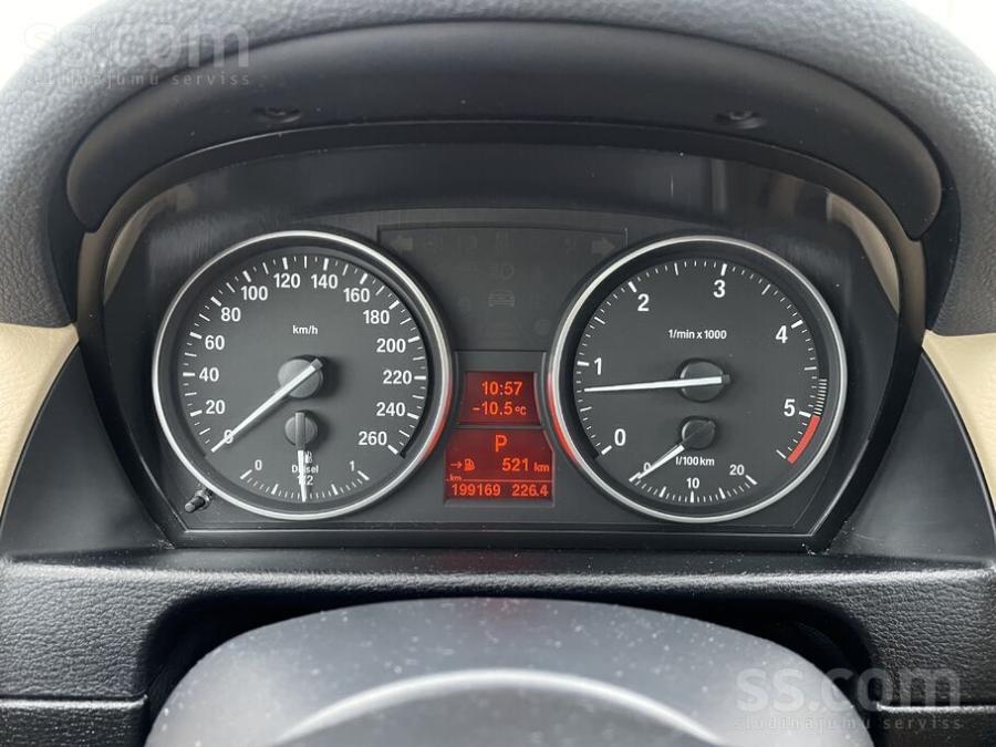 Black BMW X1 2014 in Riga, with an engine capacity of 2.00 L and mileage of 199 thousand km for 11190 €, photo 28 on AUTOMOTO.COM.LV