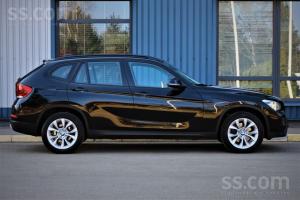 Melns BMW X1 2014 Rīga, ar dzinēja tilpumu 2.00 L un nobraukumu 203 tūkst. km par 10300 €, foto 7 vietnē AUTOMOTO.COM.LV