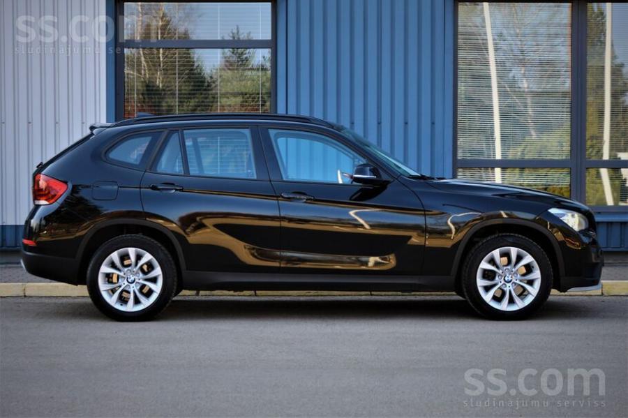 Melns BMW X1 2014 Rīga, ar dzinēja tilpumu 2.00 L un nobraukumu 203 tūkst. km par 10300 €, foto 7 vietnē AUTOMOTO.COM.LV