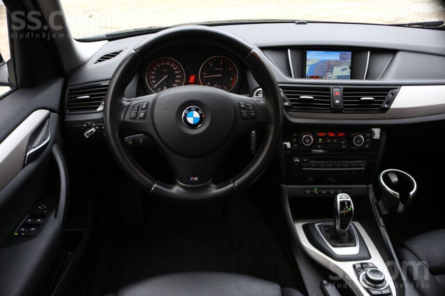 Melns BMW X1 2014 Rīga, ar dzinēja tilpumu 2.00 L un nobraukumu 203 tūkst. km par 10300 €, foto 10 vietnē AUTOMOTO.COM.LV