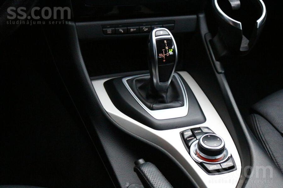 Melns BMW X1 2014 Rīga, ar dzinēja tilpumu 2.00 L un nobraukumu 203 tūkst. km par 10300 €, foto 16 vietnē AUTOMOTO.COM.LV