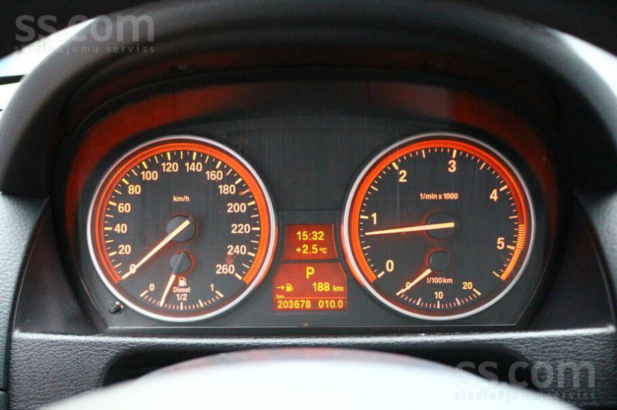 Melns BMW X1 2014 Rīga, ar dzinēja tilpumu 2.00 L un nobraukumu 203 tūkst. km par 10300 €, foto 26 vietnē AUTOMOTO.COM.LV