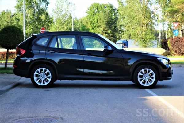 Melns BMW X1 2014 Rīga, ar dzinēja tilpumu 2.00 L un nobraukumu 203 tūkst. km par 9800 €, foto 5 vietnē AUTOMOTO.COM.LV