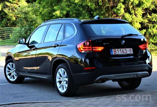 Melns BMW X1 2014 Rīga, ar dzinēja tilpumu 2.00 L un nobraukumu 203 tūkst. km par 9800 €, foto 7 vietnē AUTOMOTO.COM.LV