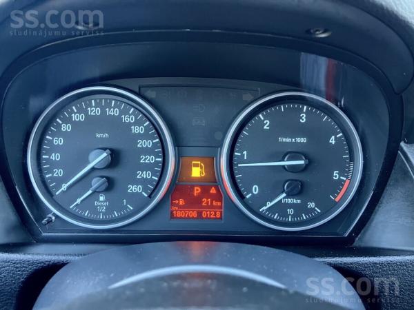 Black BMW X1 2014 in Talsi, with an engine capacity of 2.00 L and mileage of 181 thousand km for 11999 €, photo 10 on AUTOMOTO.COM.LV