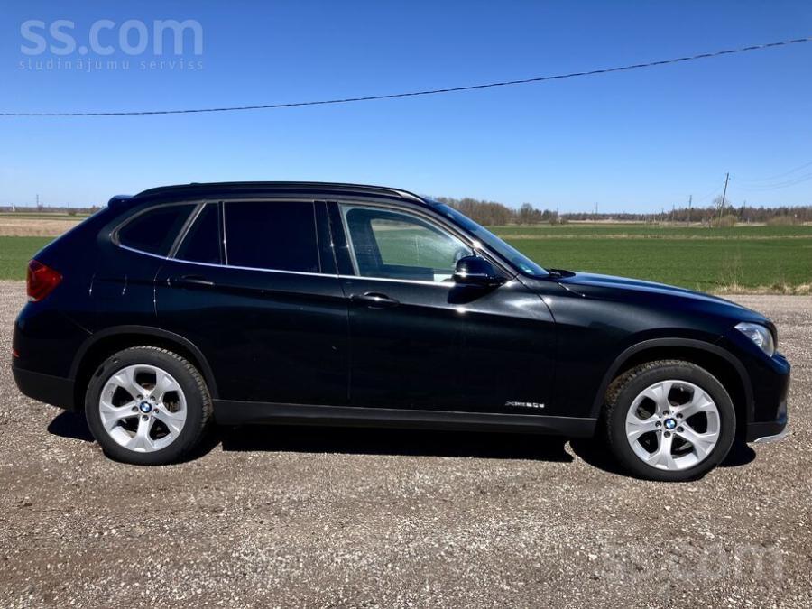 Black BMW X1 2014 in Talsi, with an engine capacity of 2.00 L and mileage of 181 thousand km for 11500 €, photo 3 on AUTOMOTO.COM.LV
